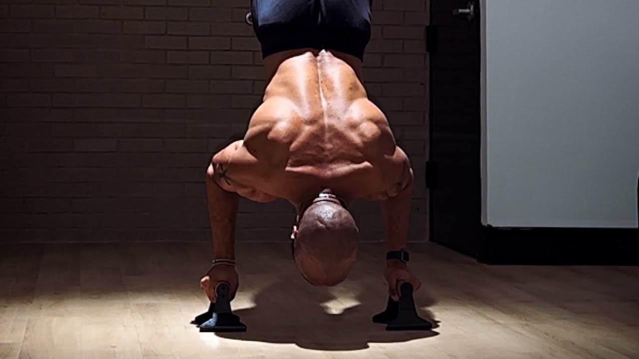 The Perfect HANDSTAND PUSHUP Tutorial | Beginner Friendly - YouTube