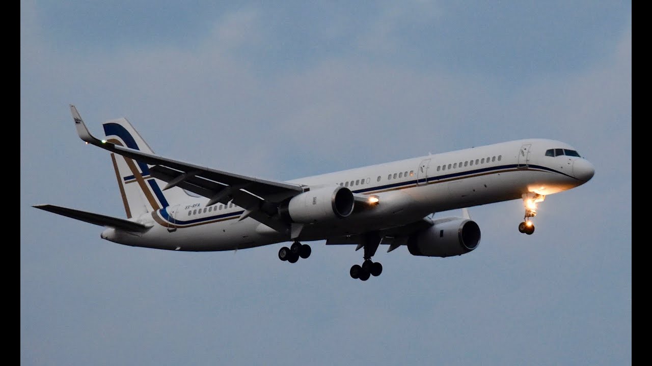 EXTREMELY RARE Gainjet 757-23N Landing at Melbourne Airport - YouTube