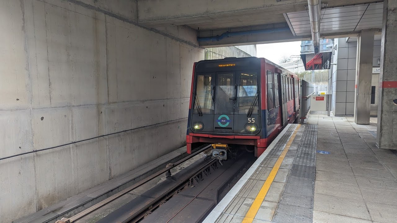 DLR front row Stratford HS1 to Woolwich Arsenal 15/03/2023 - YouTube