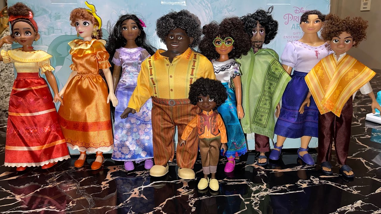 Encanto dolls . Madrigal family . Disney collection . Encanto dolls ...