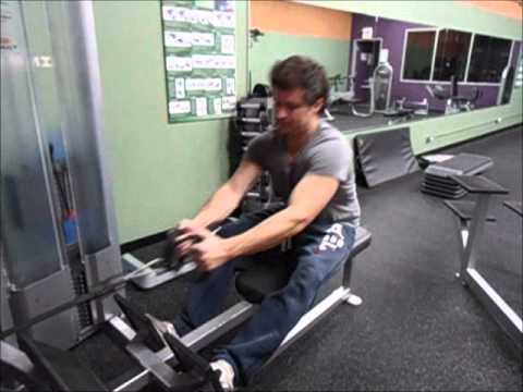 Mike Daciuk Presents Seated Upright Rows - YouTube