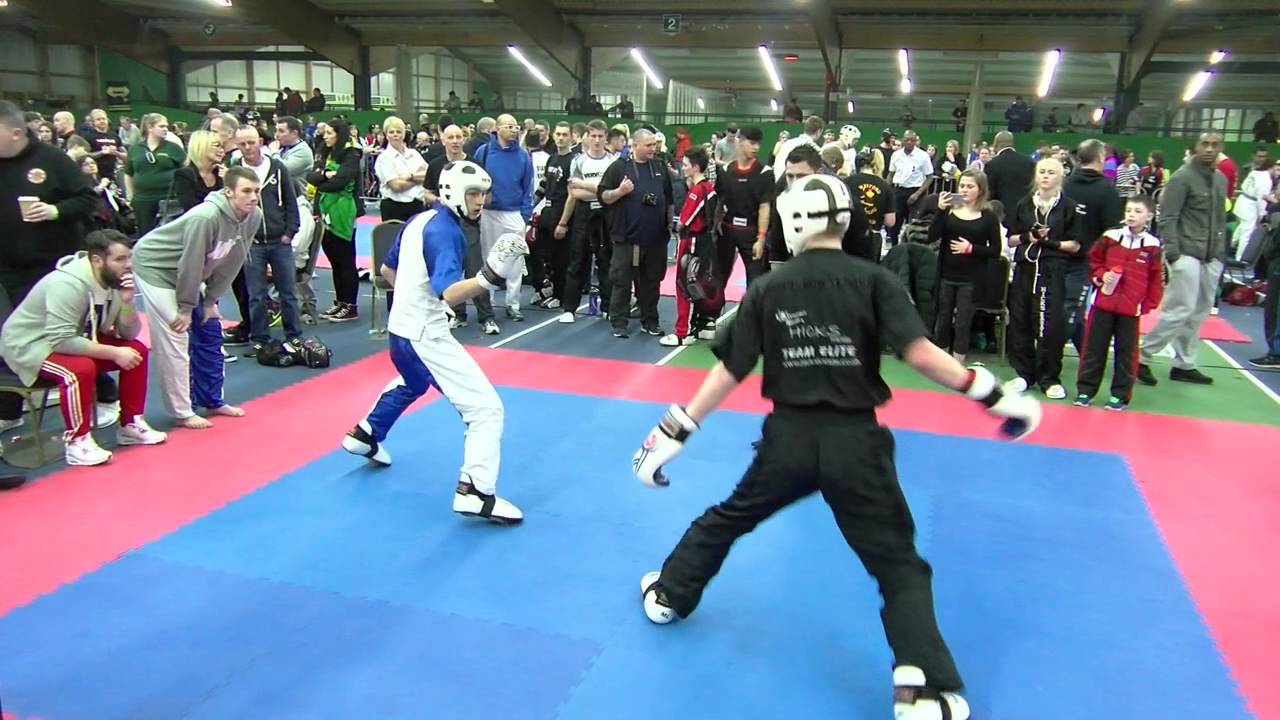 Tom Symons v Jake Peppercorn The W O N 2016 - YouTube