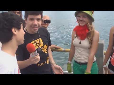 TROLLEI MINHA  MÃE USANDO FIO DENTAL ,MÃE VIREI GAY KKKKK