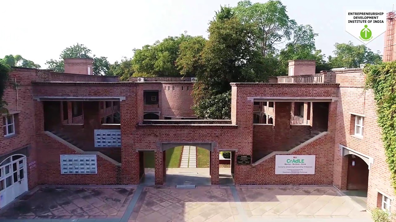 EDII Campus Video - YouTube