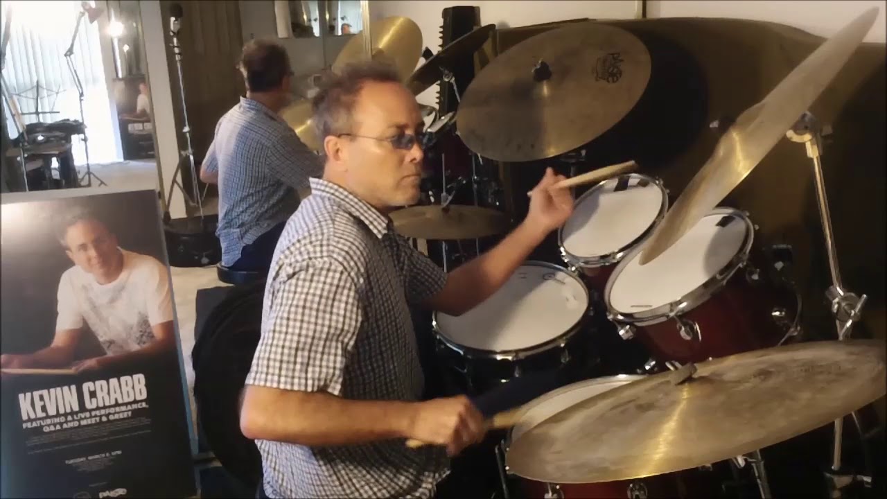 Kevin Crabb Drum Solo "House Of Mirrors" (11/10/17) - YouTube
