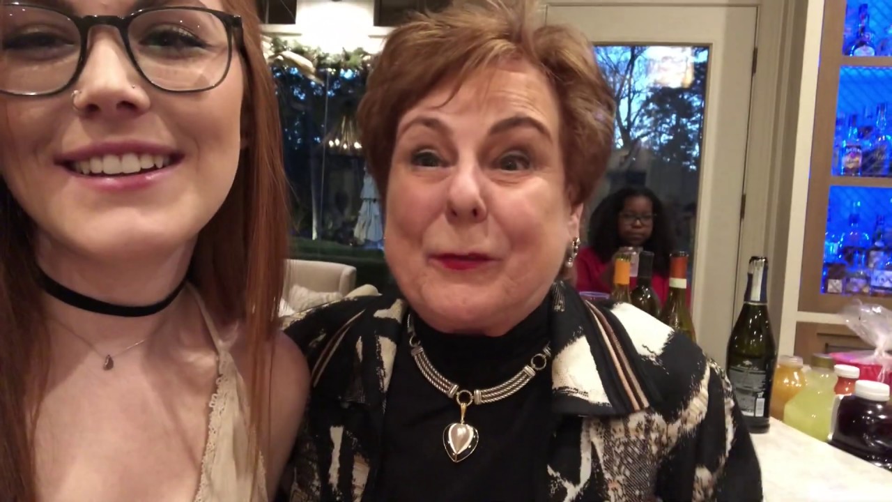 Vlogmas Day 22: Christmas Break Edition: Tulane | Christmas party ...