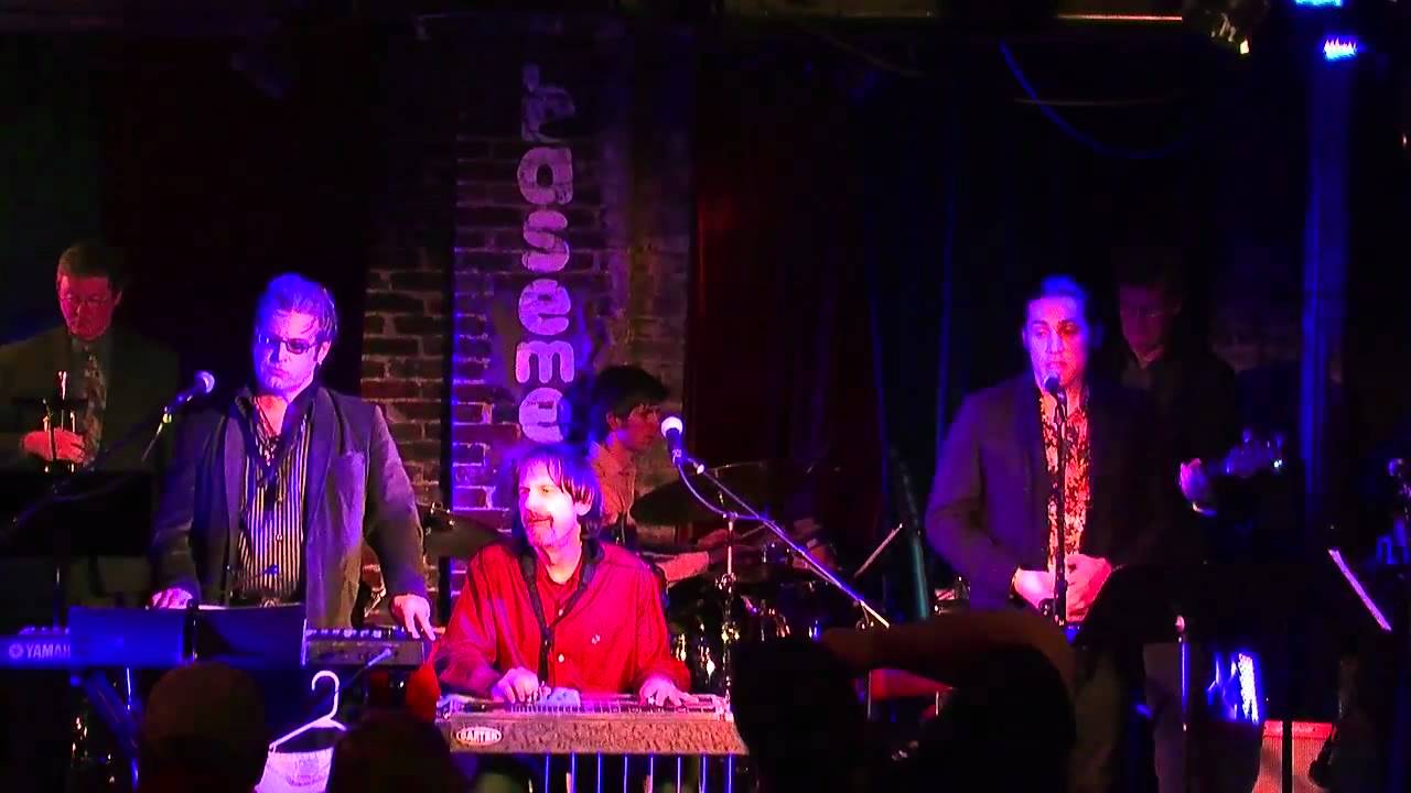 "Wonderful Christmastime" - Austin Hoke w Aqua Velvet - The Basement ...