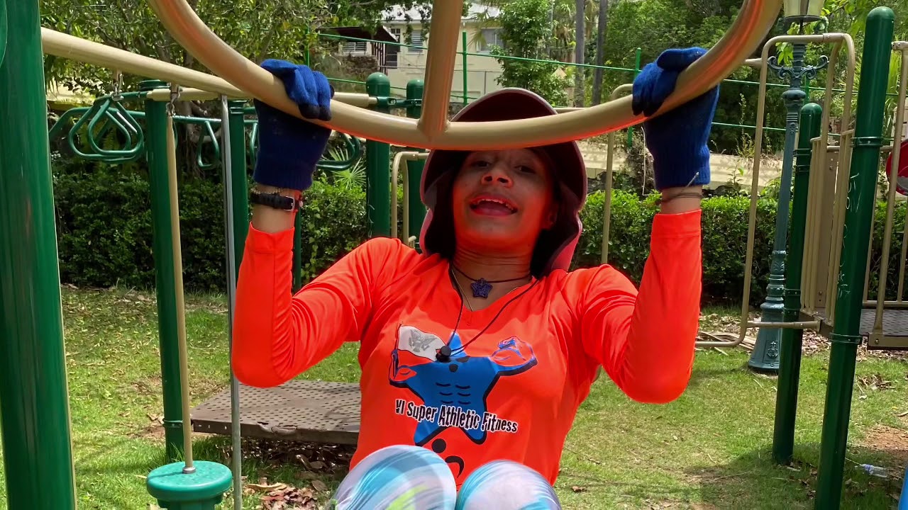 PIGGYBACK RIDE 🐷 PLAYGROUND 😜 FITNESS 🤩 Combo USVI🌺 - YouTube