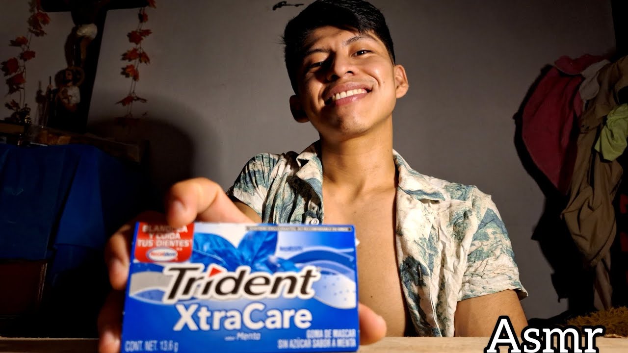 ASMR MASCANDO CHICLES TRIDENT - YouTube