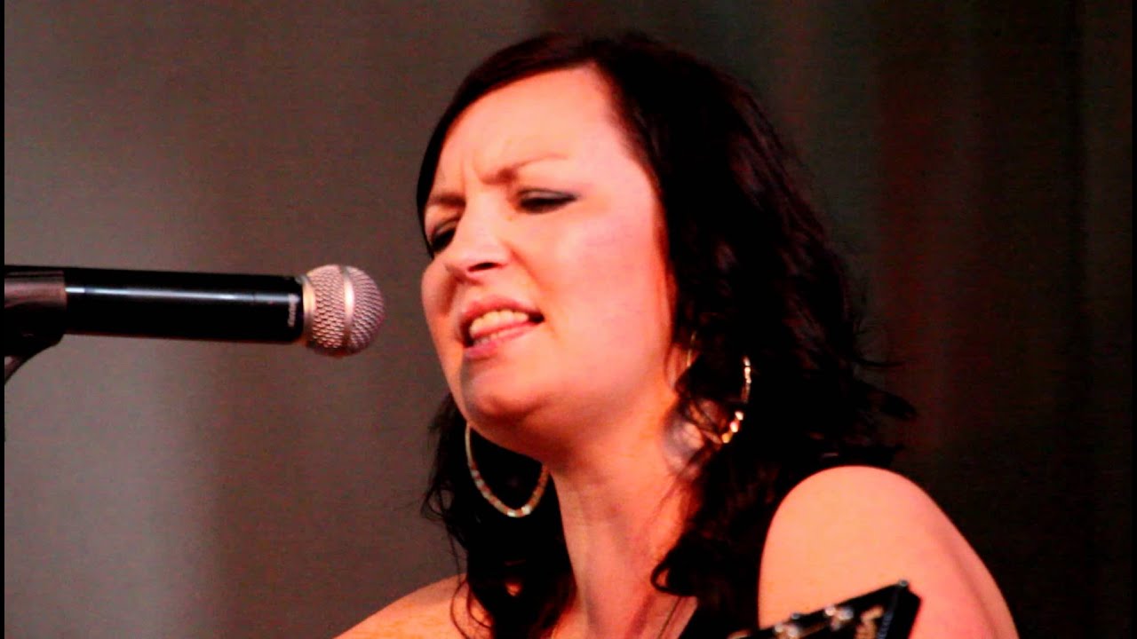 LISA DUNLOP The Wise Groups S FACTOR WINNER - YouTube