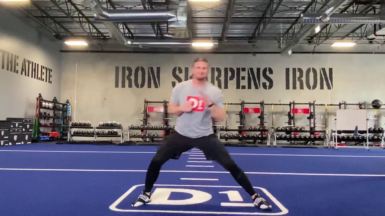 Lateral lunge to punch - YouTube
