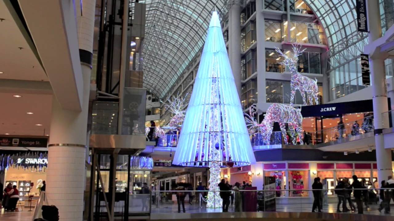 Toronto Eaton Centre's Colour Changing Light Show Tree - YouTube