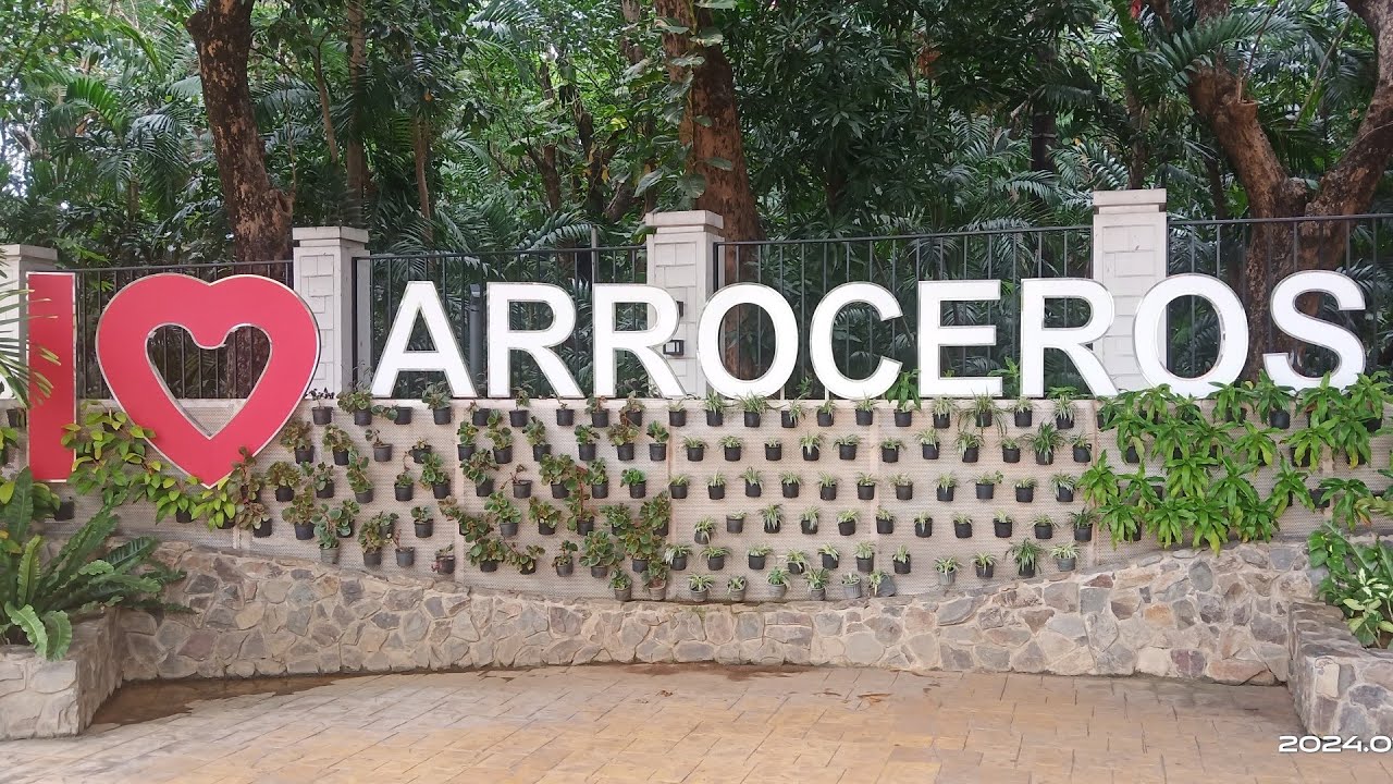 ARROCEROS FOREST PARK in Manila City - YouTube