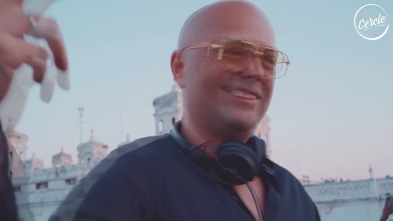 HOSH & 1979 Feat. Jalja - Midnight (The Hanging Tree) @India for Cercle ...