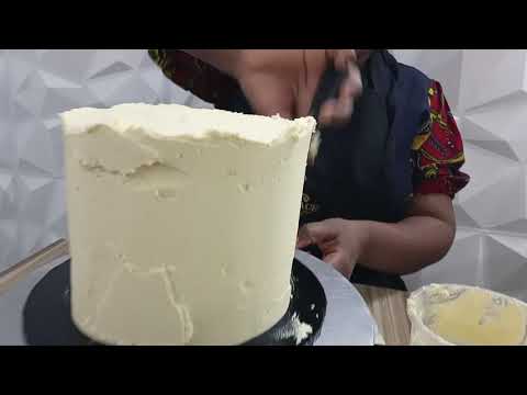 How to color a buttercream cake using an airbrush machine (cake ...