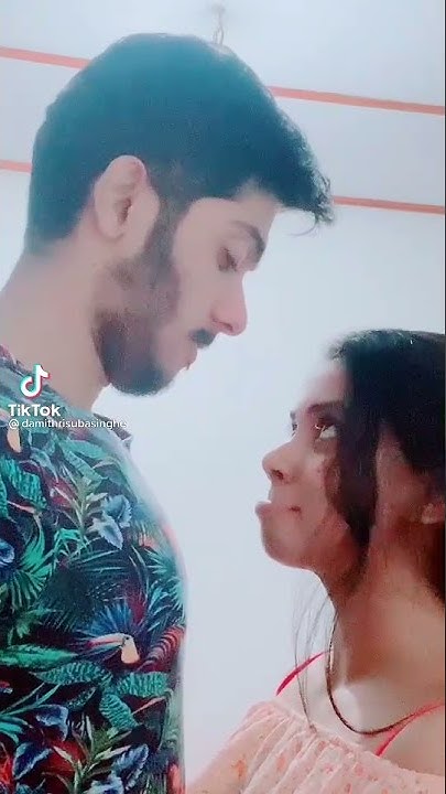 කෙල්ල ගොරවන විදිය බලන්න Sri Lankan Couple Tik Tok Shorts Youtube