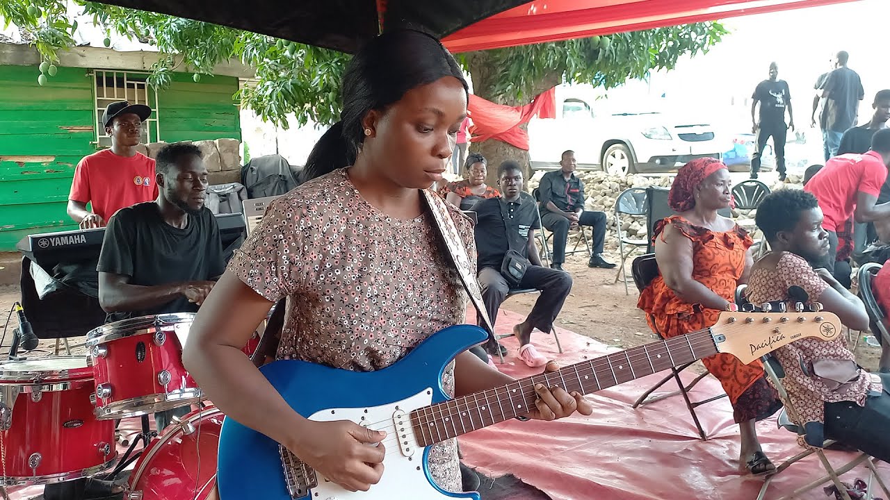 Odehyie Keff & His Okay Band Stormed Offinso With This Performance # ...