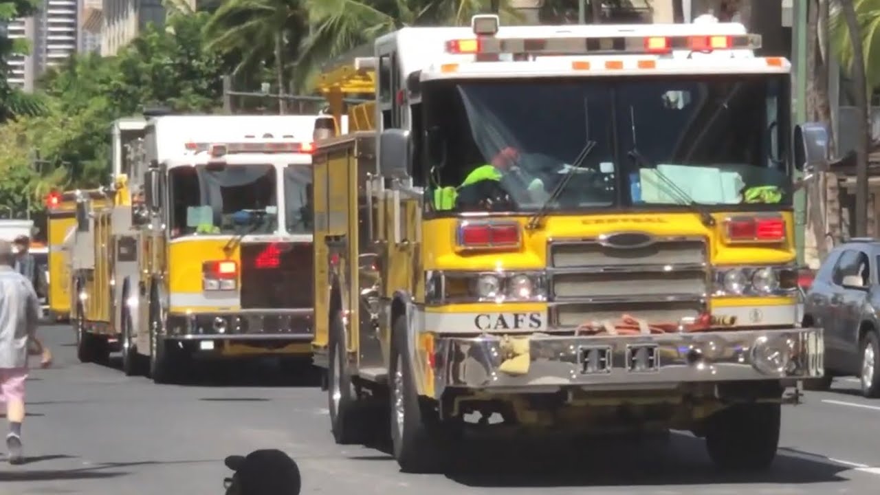 {Fed. Q + A/H} HFD Engine 1 & Ladder 29 Responding - YouTube