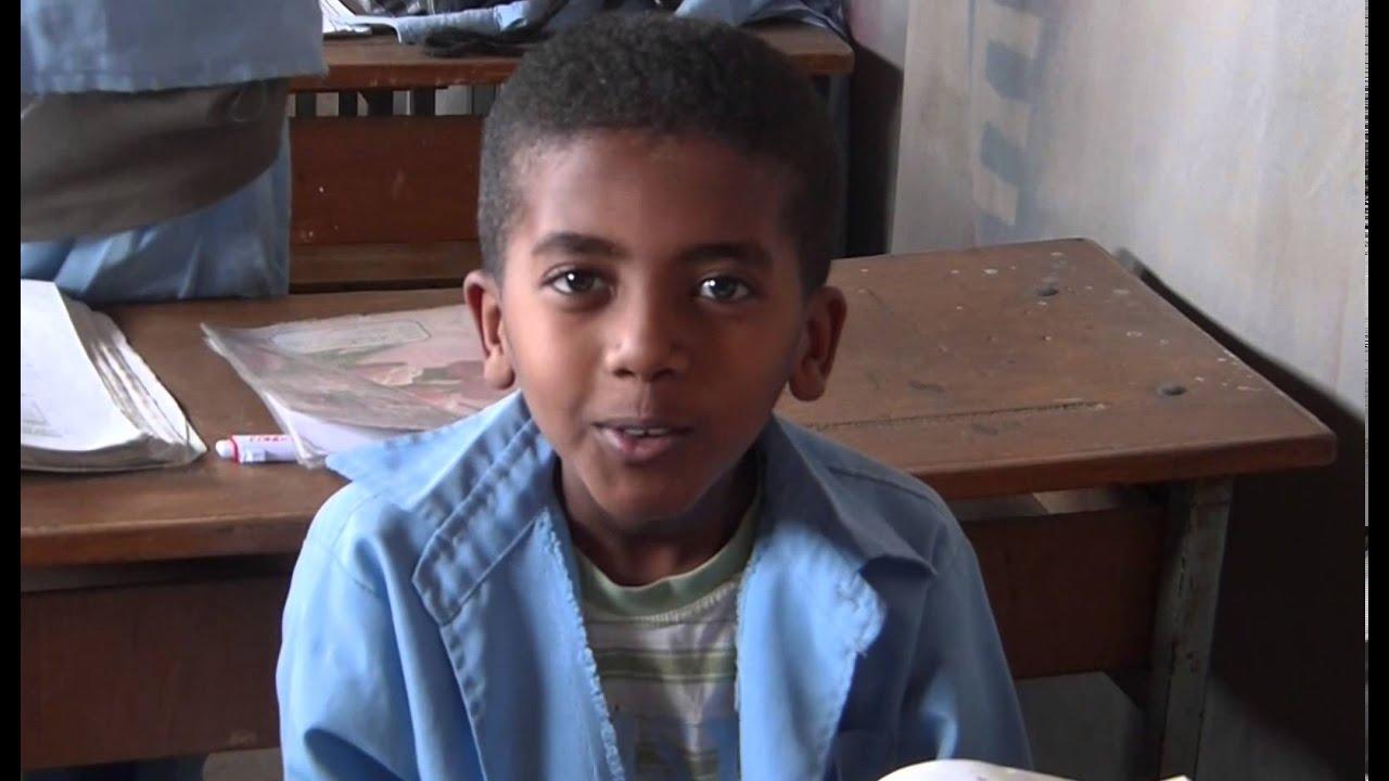 Bemnet shows his Hollywood smile - YouTube