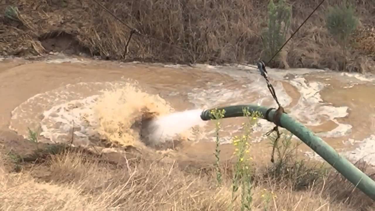 Blowing water well - YouTube