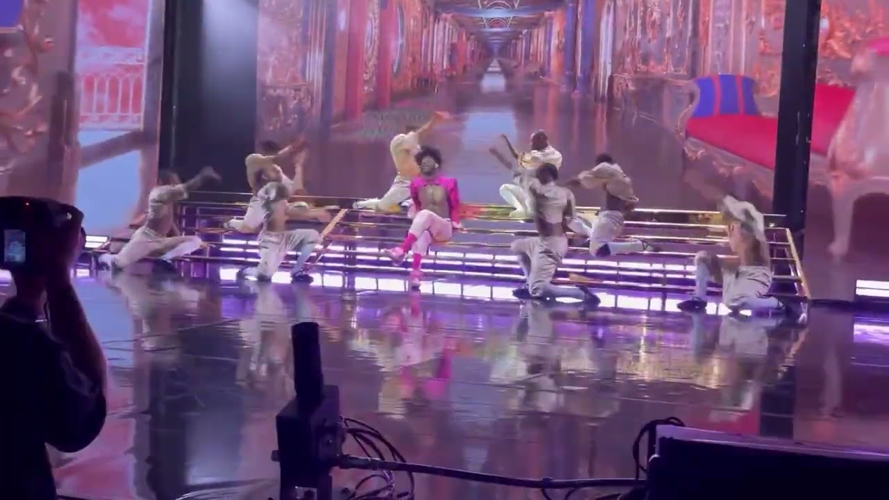 Lil Nas X vogued to Pure/Honey and HE SLAYED!!! - YouTube