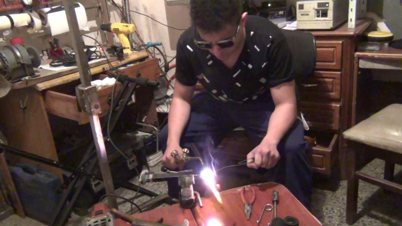 Practicando soldadura autógena - YouTube