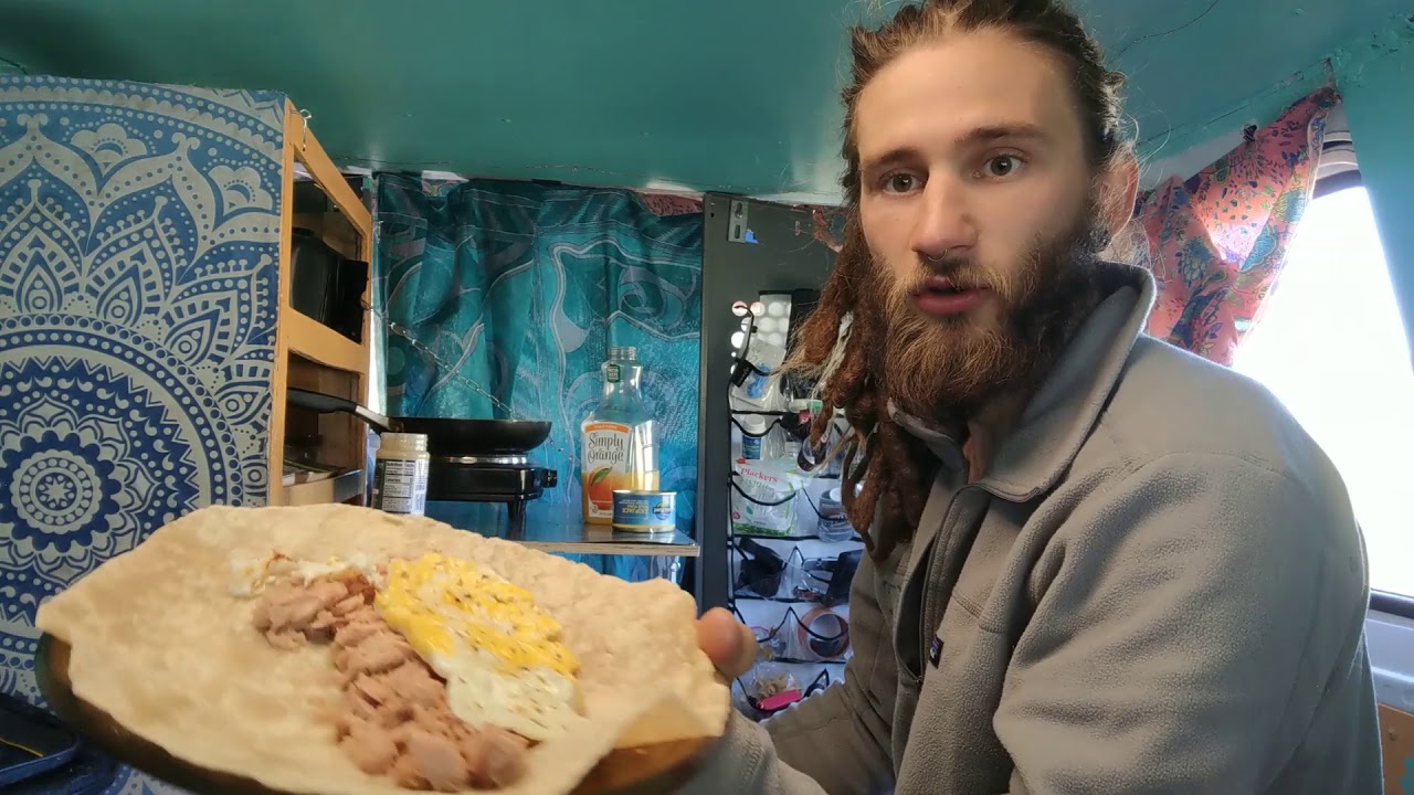 Dumpster Dining - Tuna Horseradish Roll Up - YouTube