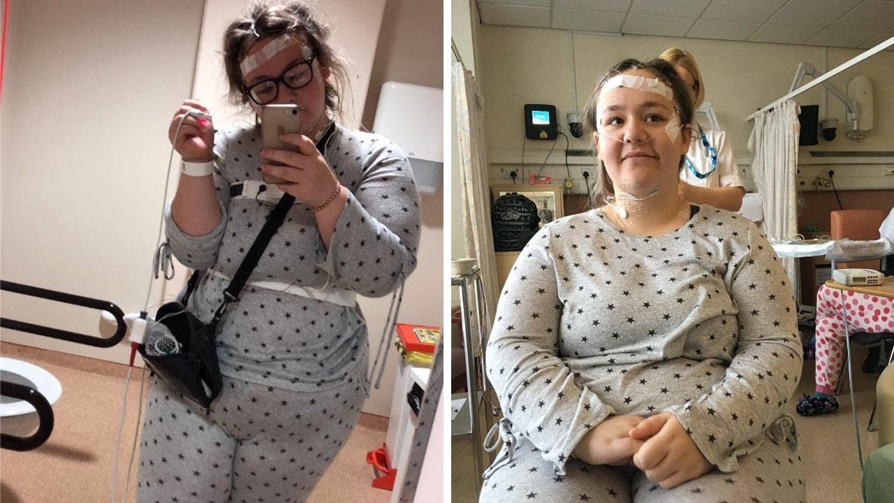 Teenage Girl Collapses Every Time She Laughs - YouTube