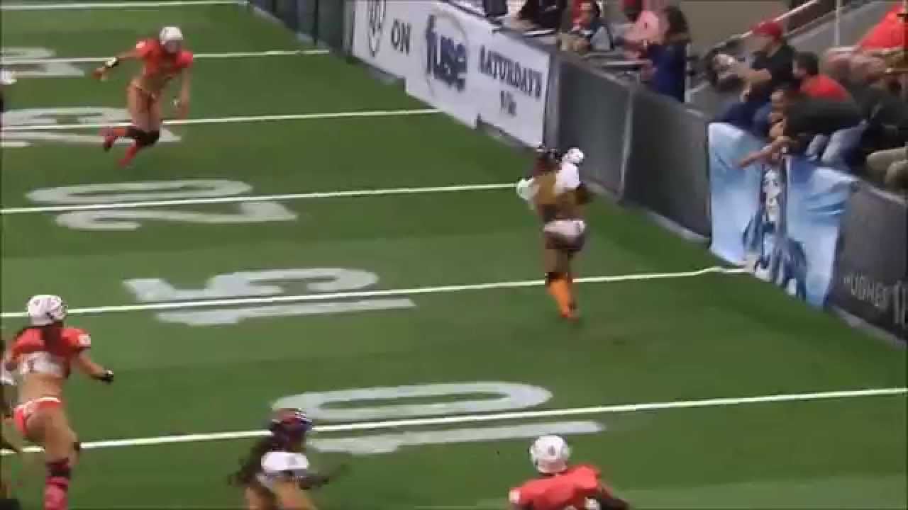#6 Javell Thompson Pass 2 from #15 Heather Furr Chicago Bliss vs Omaha ...