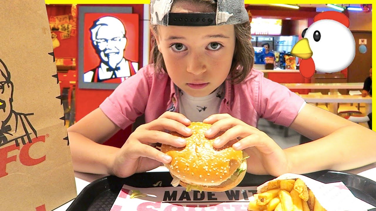 VEGAN KIDS FIRST TIME EATING KFC! 🐓*a chicken burger! 😱 - YouTube