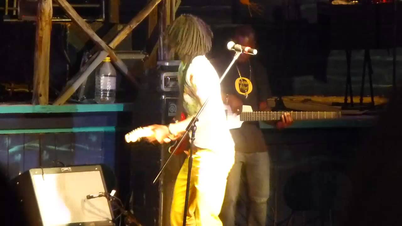 Omari Banks - Move On 3-15-14 Moonsplash Festival - Dune Preserve ...
