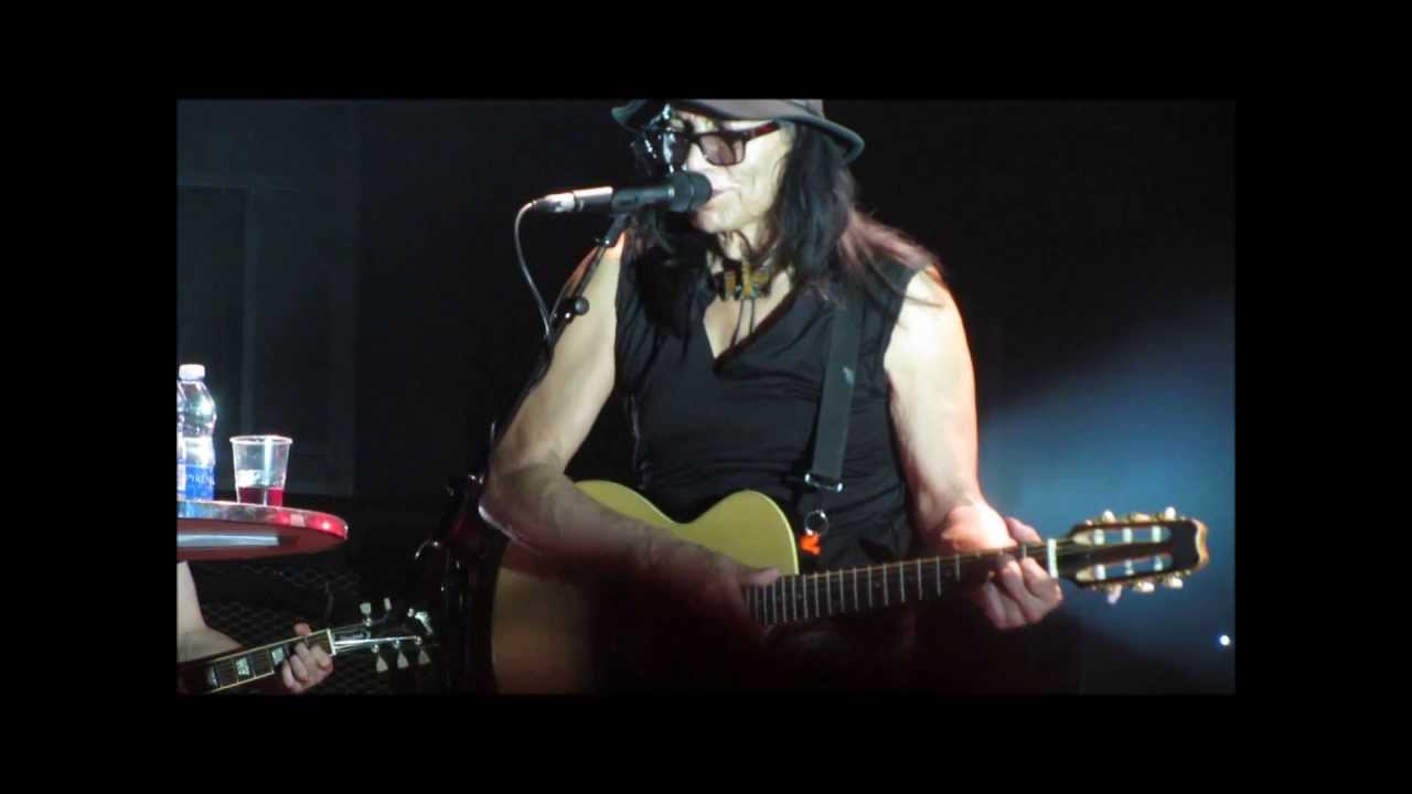 Rodriguez Sugarman " I Wonder" live@ Toulouse le Bikini HD - YouTube