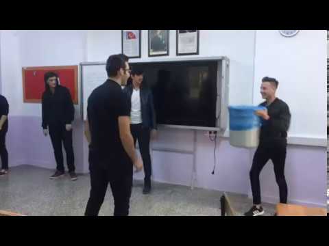 Çılgın Liseliler İş Başında