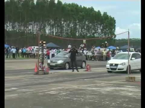 Toyota RunX Vs GTi - YouTube