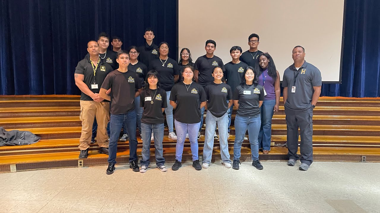 Sam Houston MSTC JROTC visits Patrick Henry Middle School 23 March 2023 ...