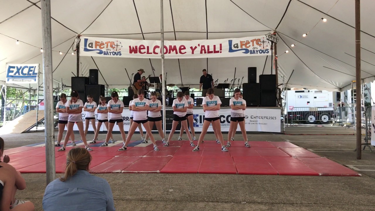 Pep rally HH @ Holy Rosary - YouTube