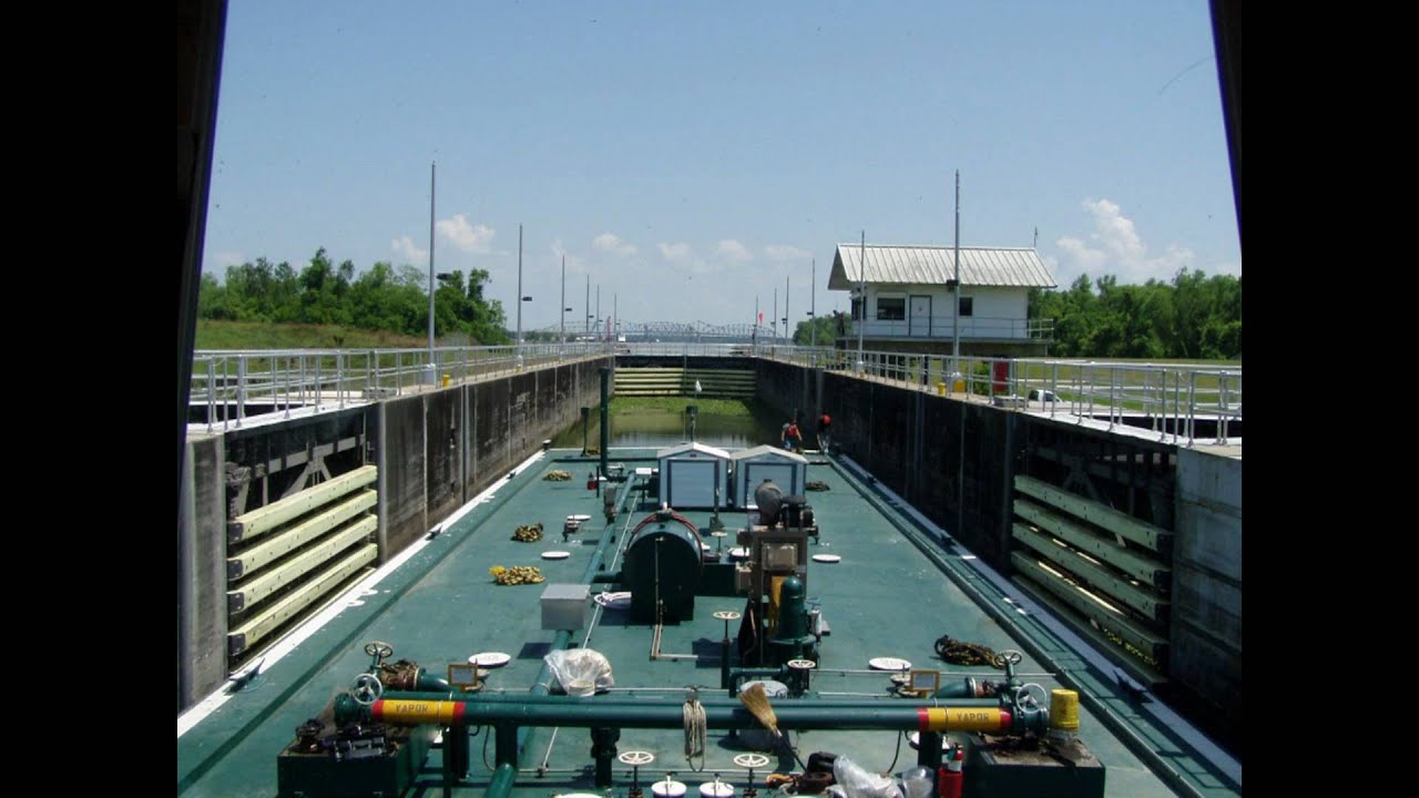 Berwick locks.wmv - YouTube