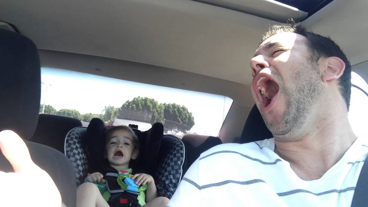 Baby sings "Let It Go" with her dad! - YouTube