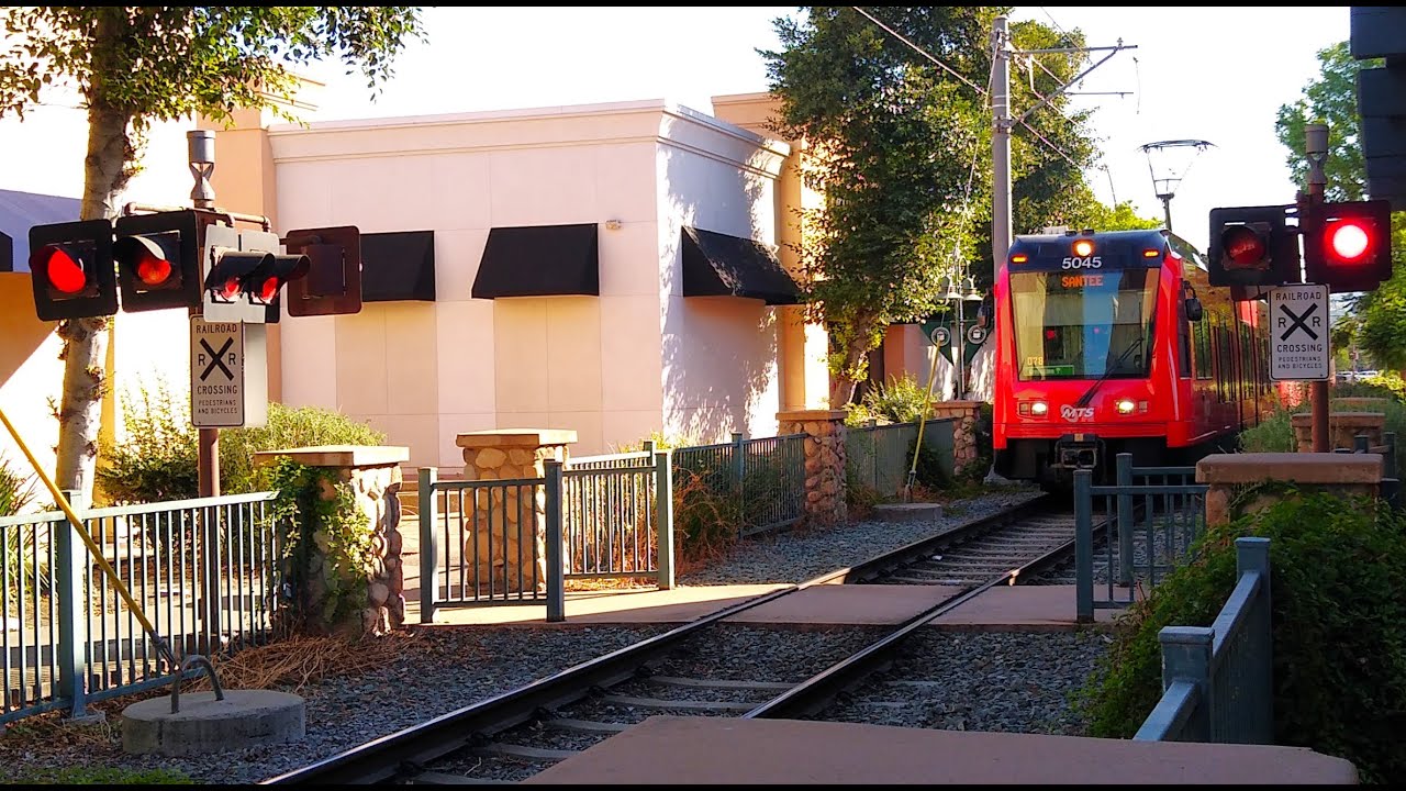 McCain #railroadcrossing Signals & MTS Green Line Trolley In Santee ...