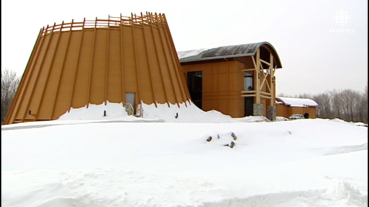 Inauguration en mars 2008 de l'Hôtel-Musée des Premières Nations à ...