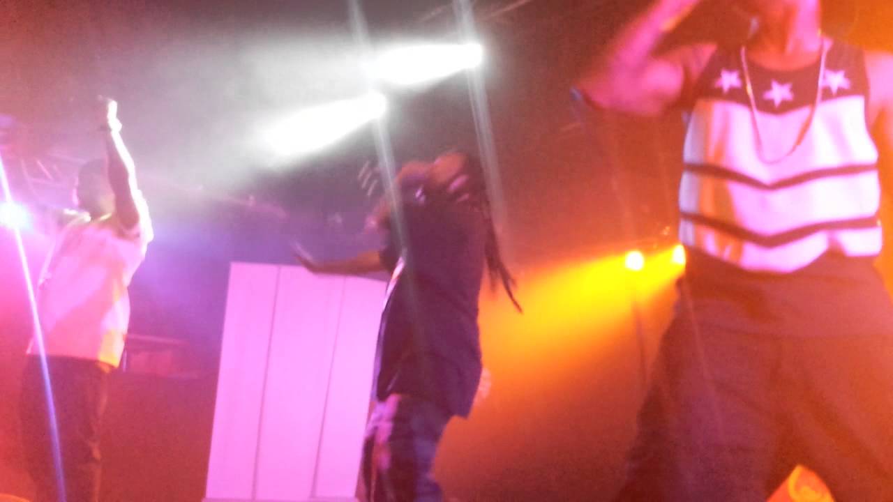 Stevie Stone with Spaide Ripper - Goin' Down - Live - YouTube