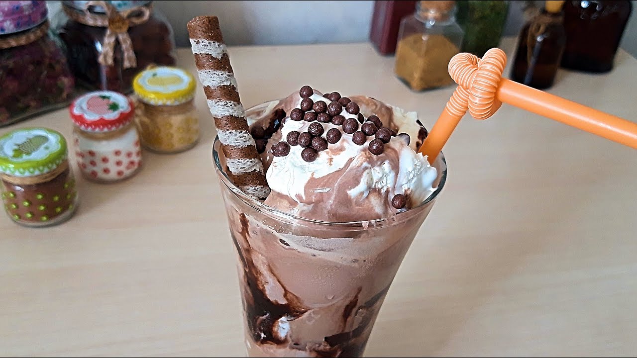 Café glace | Delicious coffee and ice cream mixture | Quick café glace ...