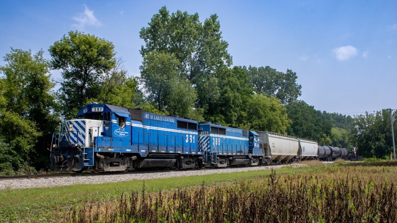 ALCO Truck EMD GP35s on the Great Lakes Central Railroad! - YouTube