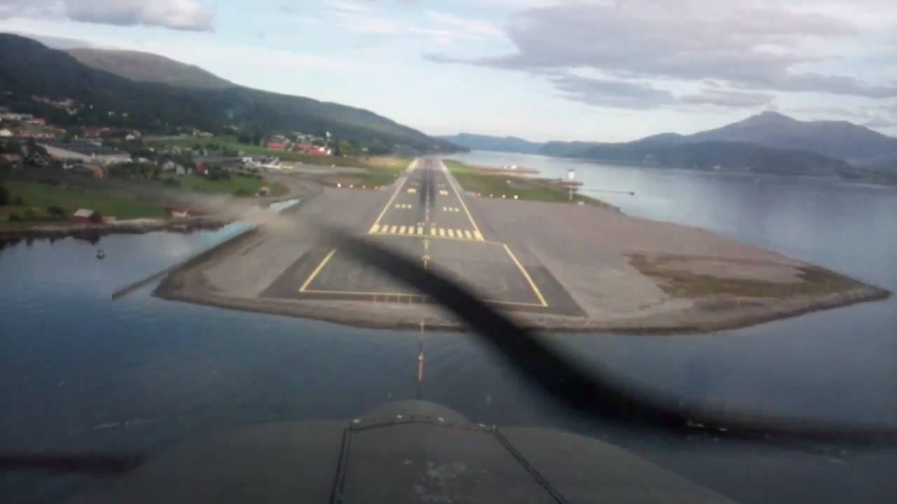 FLYCAM - take off Ørsta/Volda airport, landing at Årø airport - YouTube