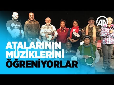 Afro Türkler atalarının müziklerini öğreniyor