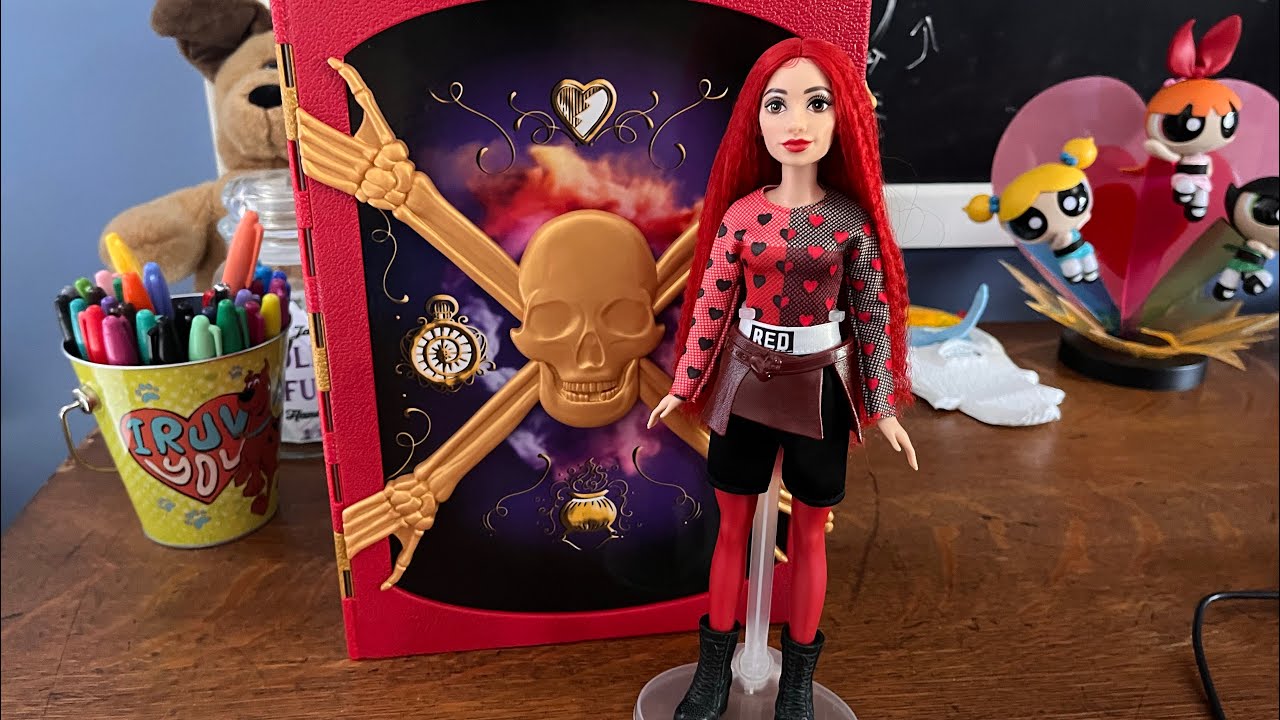 Descendants 4 Rise Of Red: Red’s Cookbook Doll Unboxing Review - YouTube