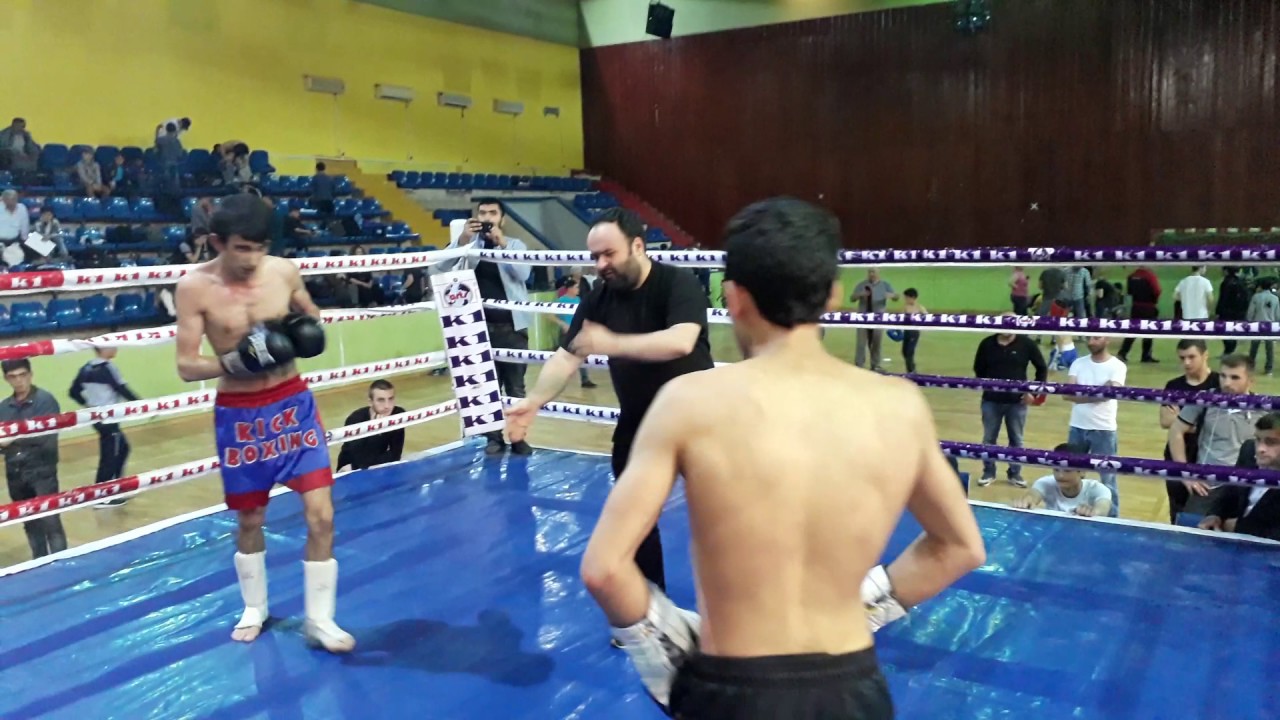 Ayxan Memmedzade Gurcustanda beynalxal turnirde final doyuwu - YouTube