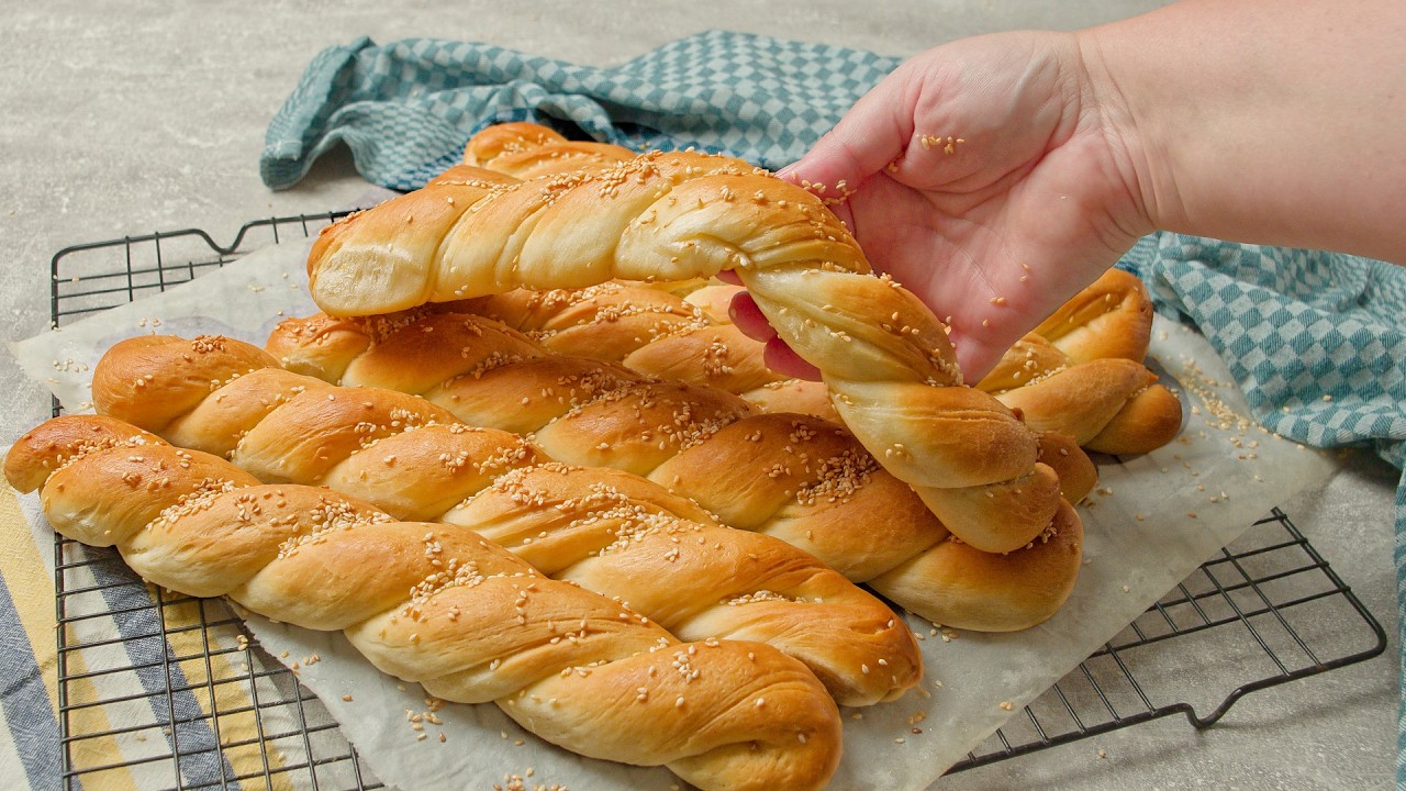 Sesame Braids Just Like from the Bakery! - YouTube