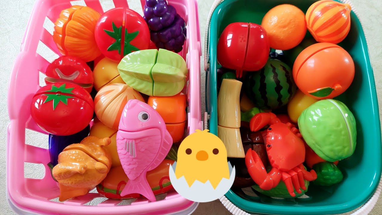 The most ideal fruits, vegetables and food for a role-playing game. 🍆🥑🍒 ...