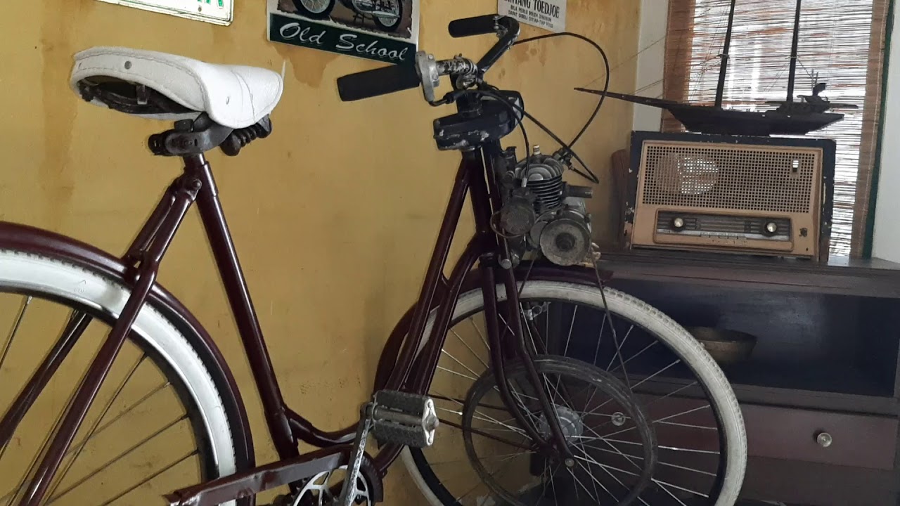 Moped REX Munchen 1952_49CC - YouTube